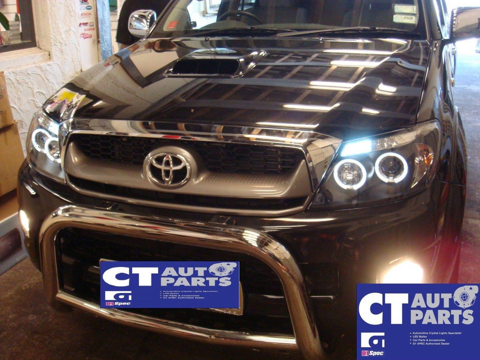 TOYOTA HILUX SR5 05-10 Double Cab BLACK LED Twin Halo Projector Headlight - CT AutoParts